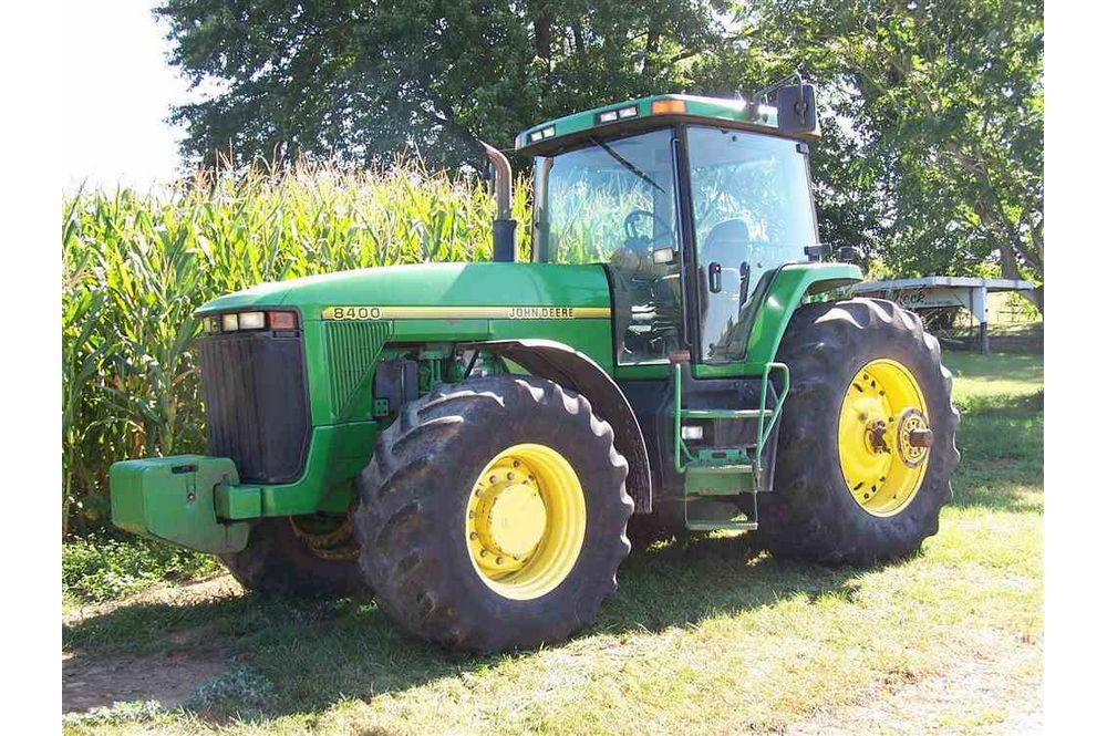 Larson Electronics Releases Tractor LED Light Kit For John Deere 8400