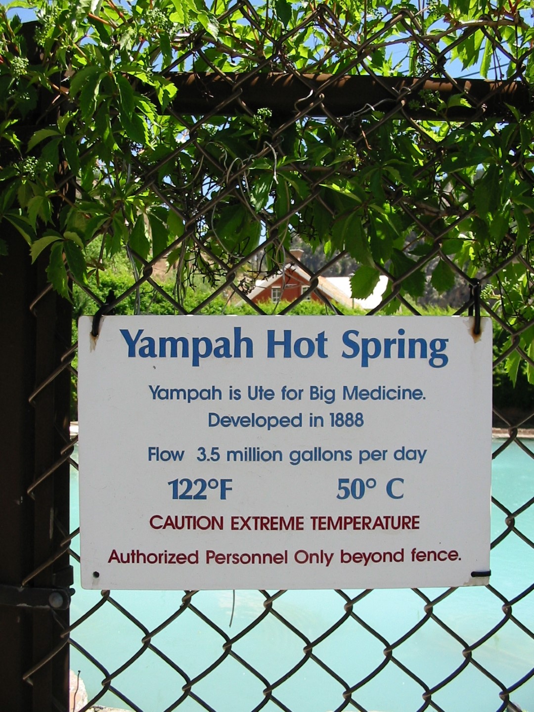 What's in the World's Largest Hot Springs Pool? | Newsroom for Glenwood ...